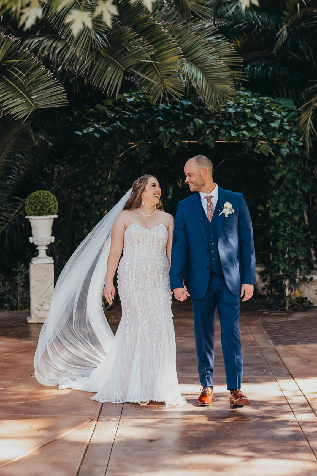 A Luxurious Grand Island Mansion Wedding in California - The Bloom Blog